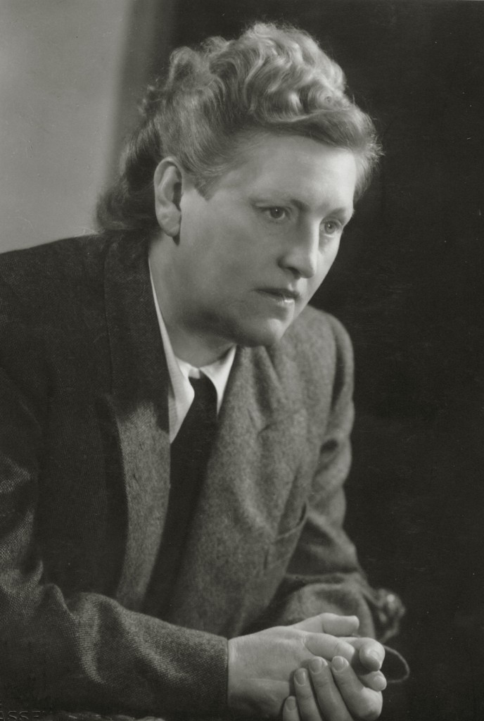 Kurzbiographie – Elisabeth-Selbert-Gesamtschule